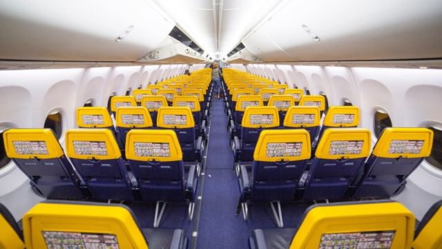 Ryanair Seating Plan - Flightradars24.co.uk