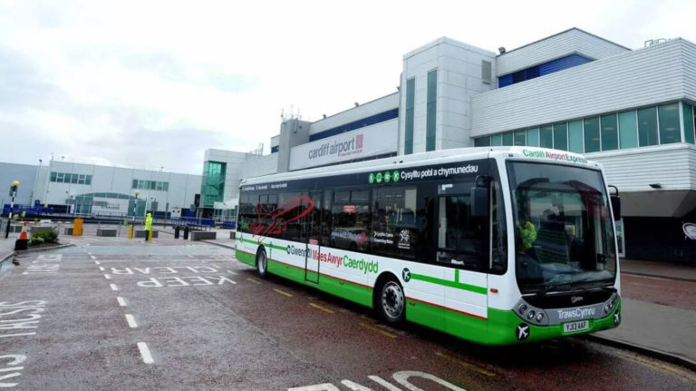 Cardiff Airport (CWL) > Check Your Flight Status - Flightradars24.co.uk